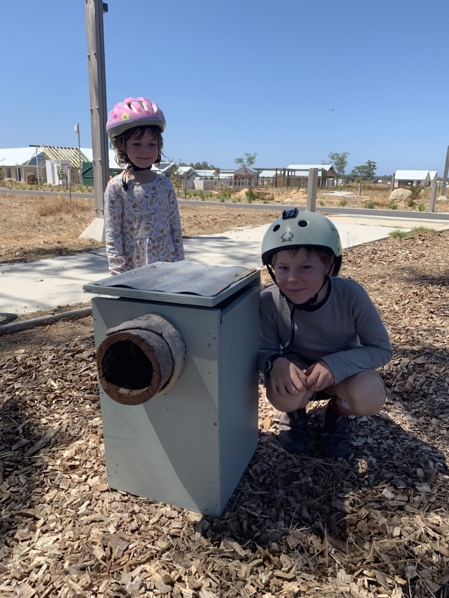 Building nesting boxes from reused materials